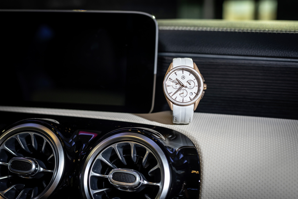The new models in the Mercedes-Benz wristwatch Collection 2019/2020 ...